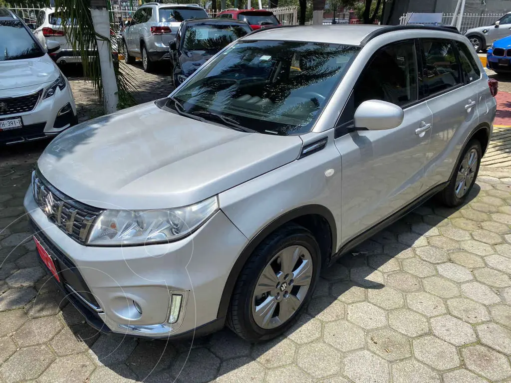 Suzuki Vitara GLS Aut usado (2019) color Plata precio $297,000