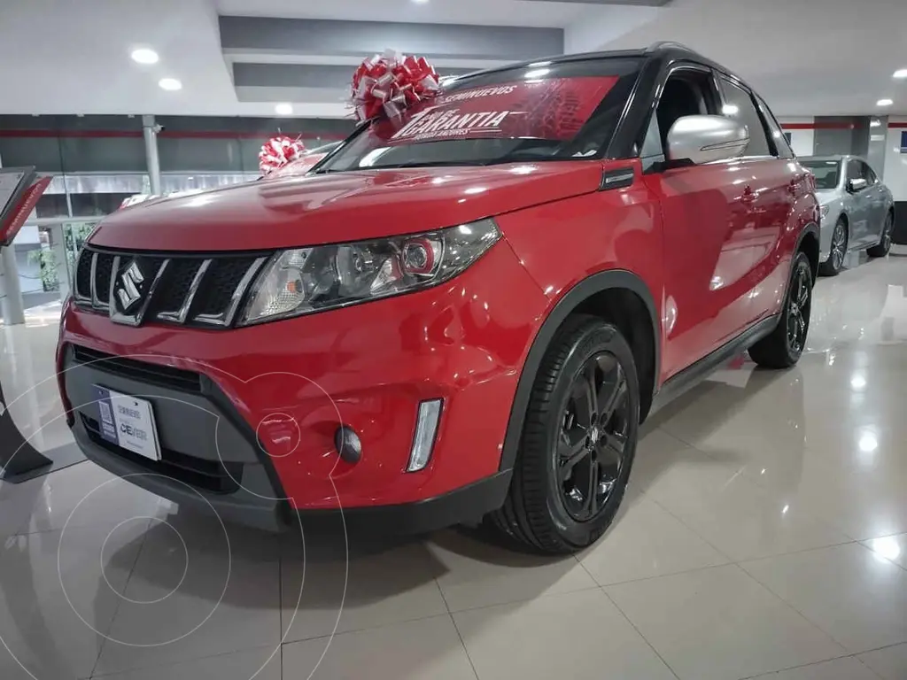 Suzuki Vitara GLS usado (2018) color Rojo precio $333,000