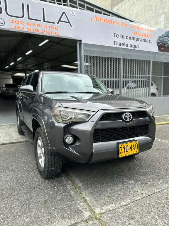 Toyota 4Runner SR5 usado (2014) color Gris Metalico precio $172.000.000