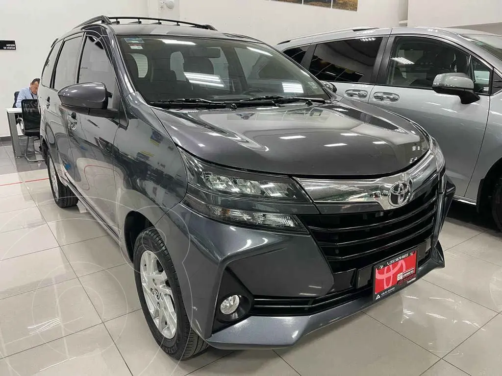 Toyota Avanza XLE Aut usado (2020) color Gris precio $330,000
