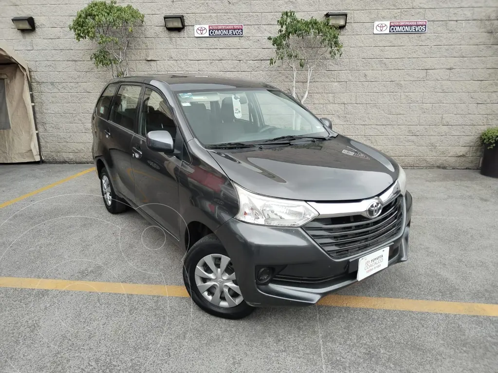 Toyota Avanza LE usado (2018) color Gris precio $258,000