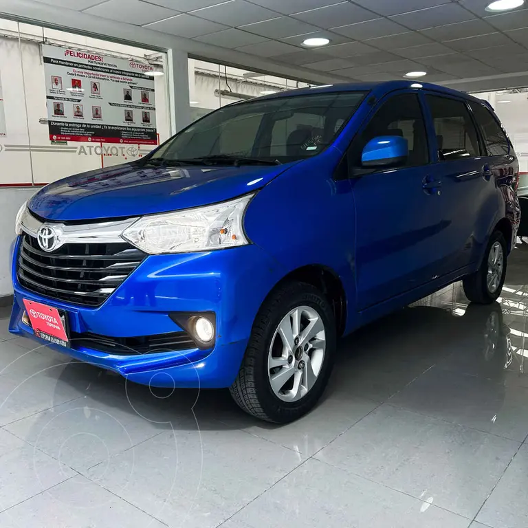 Toyota Avanza XLE Aut usado (2017) color Azul precio $260,000