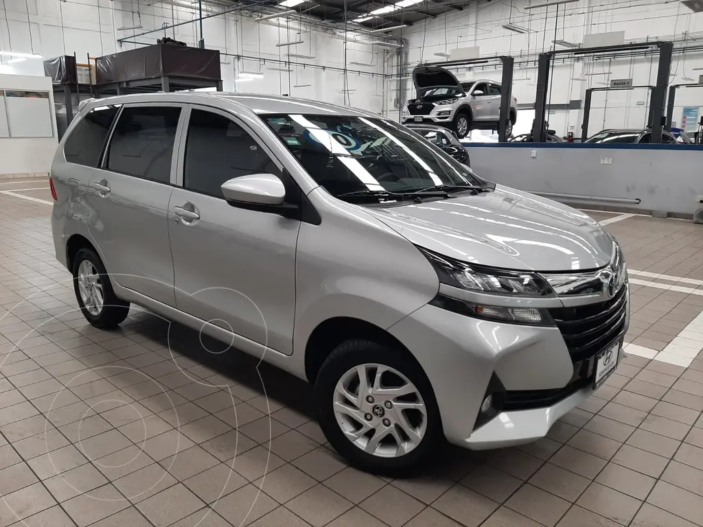 Toyota Avanza XLE Aut usado (2020) color Plata precio $330,000