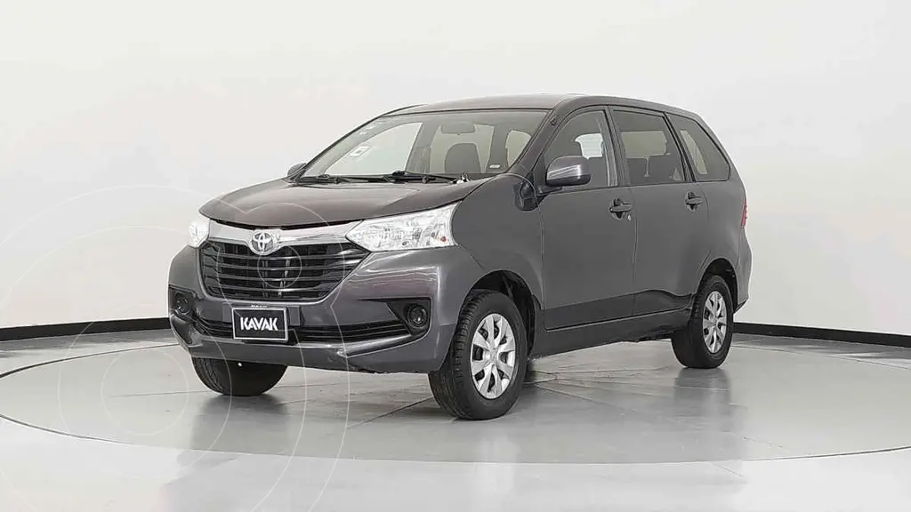 Toyota Avanza Premium usado (2017) color Gris precio $258,999