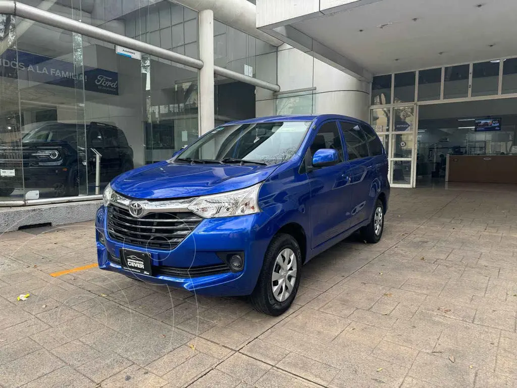 Toyota Avanza LE usado (2019) color Azul precio $253,000