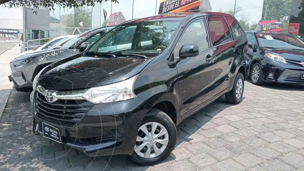Toyota Avanza XLE Aut usado (2017) color Negro precio $219,000