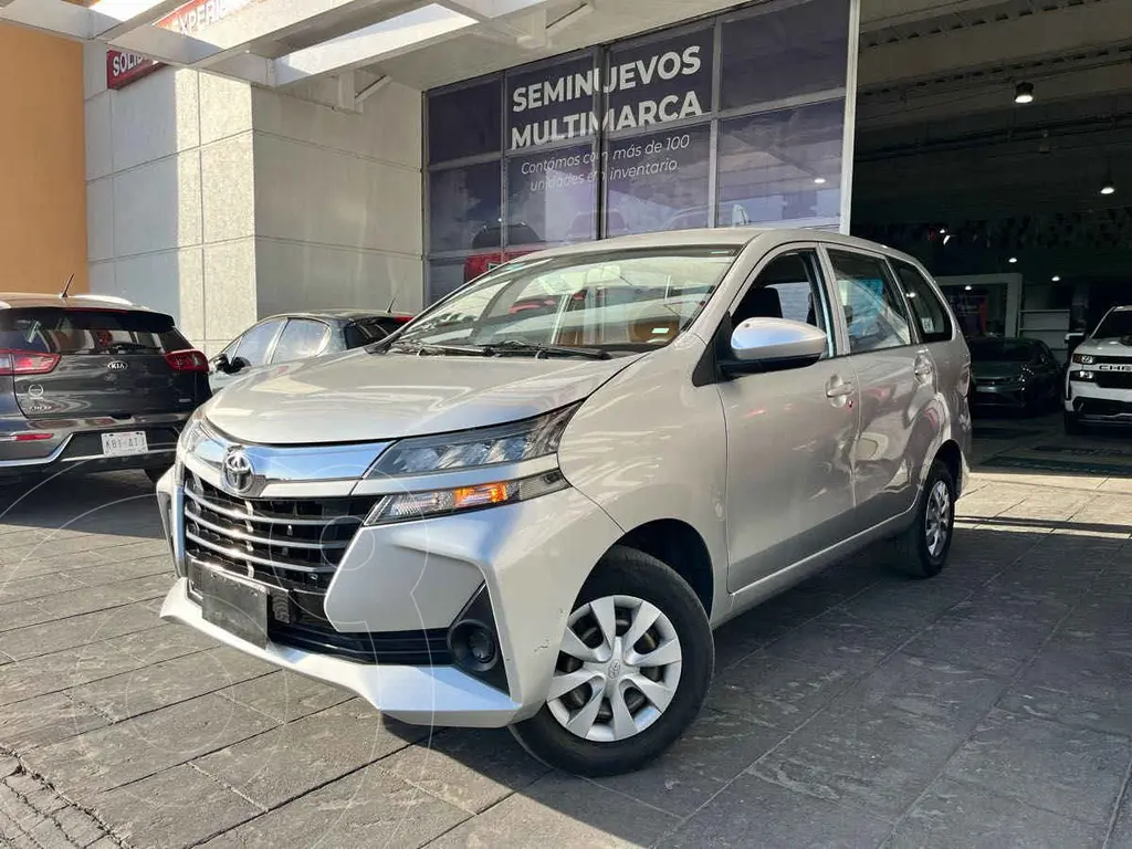 Toyota Avanza LE Aut usado (2020) color Plata precio $249,900