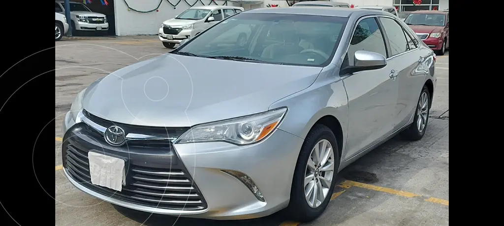 Toyota Camry LE usado (2016) color Gris Metalico precio $210,000