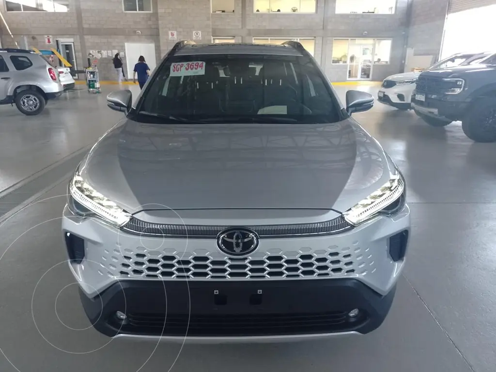 Toyota Corolla Cross 2.0 SEG CVT usado (2025) color Plata precio $46. ...
