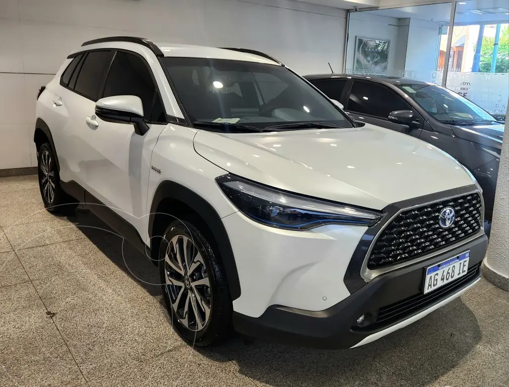 Toyota Corolla Hybrid 1.8 XE-I eCVT usado (2024) color Blanco Perla ...