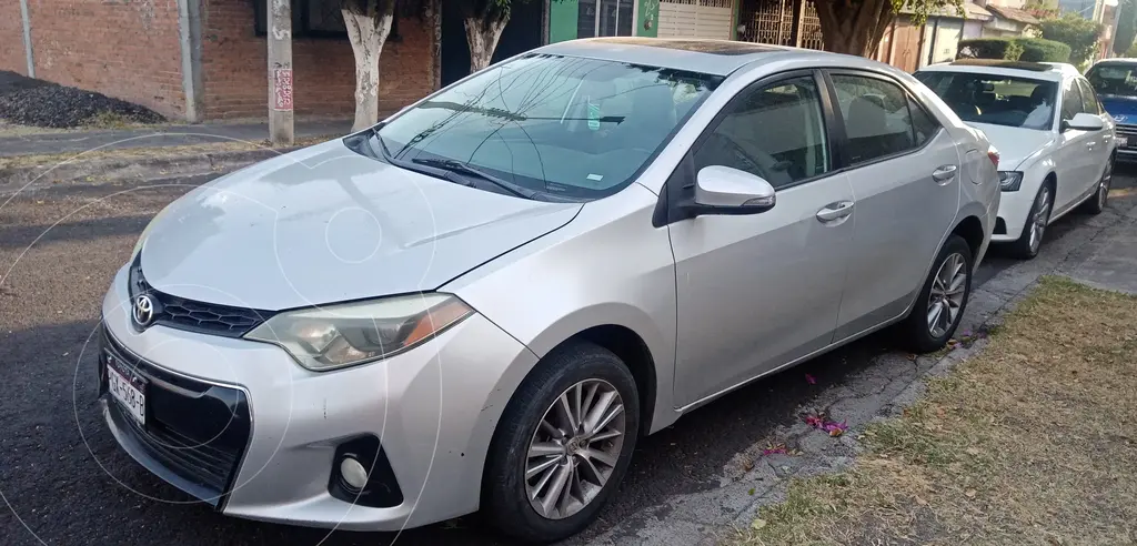 Toyota Corolla S Plus Aut usado (2014) color Gris Metalico precio $198,000