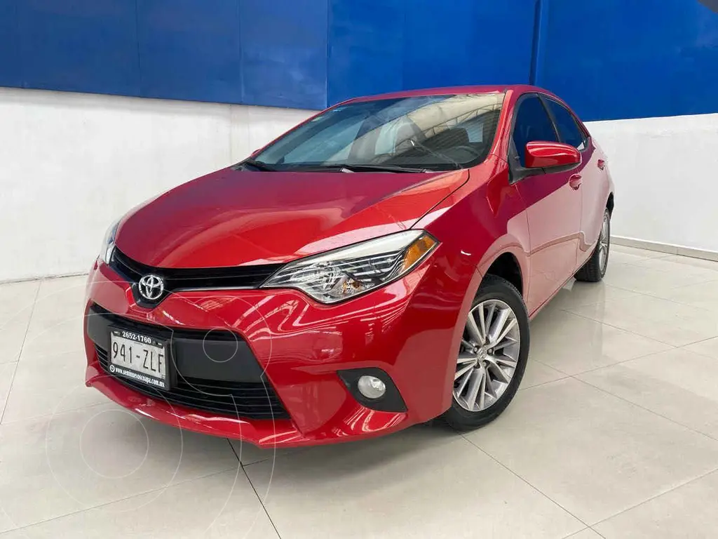 Toyota Corolla LE 1.8L Aut usado (2014) color Rojo precio $228,000