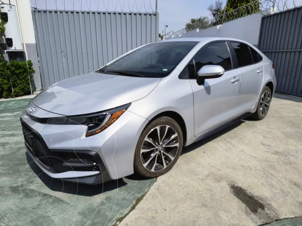 Toyota Corolla SE Aut usado (2021) color Plata precio $410,000