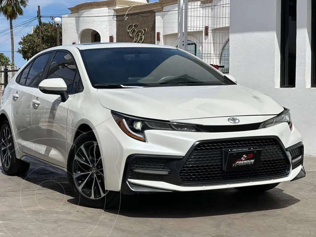Toyota Corolla SE Aut usado (2021) color Blanco Perla precio $428,000