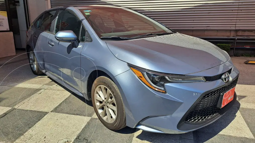 Toyota Corolla LE Aut usado (2022) color Gris Oscuro precio $413,000
