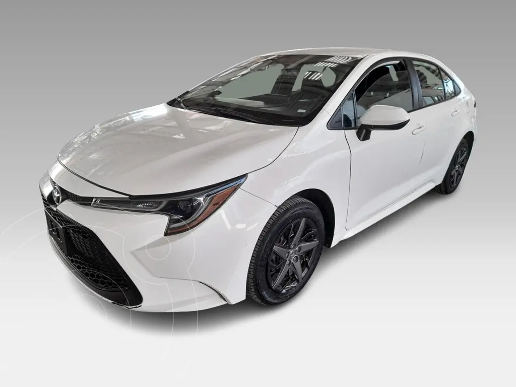 Toyota Corolla Base Aut usado (2021) color Blanco precio $335,000