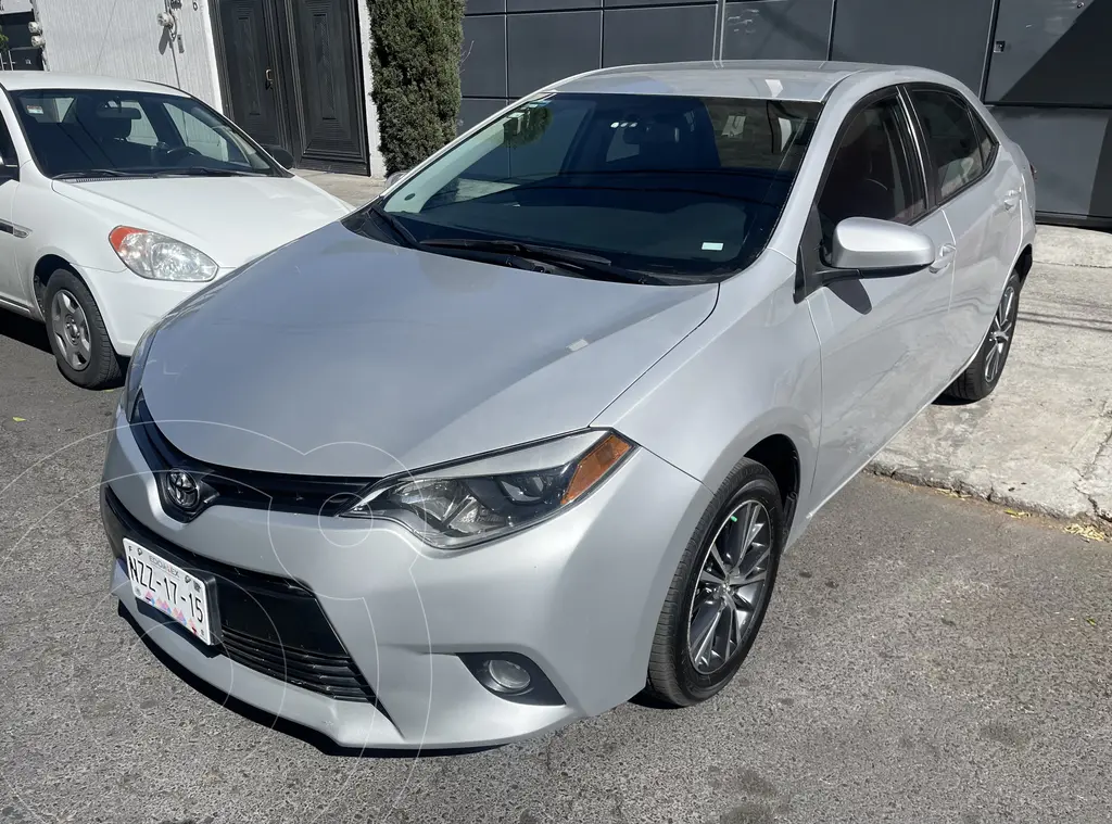 Toyota Corolla LE Aut usado (2016) color Gris Metalico precio $215,000