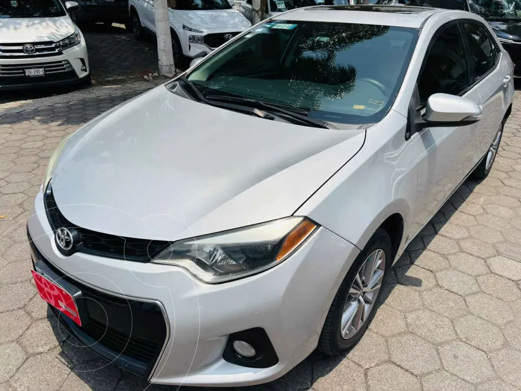 Toyota Corolla S Aut usado (2015) color Plata precio $217,000