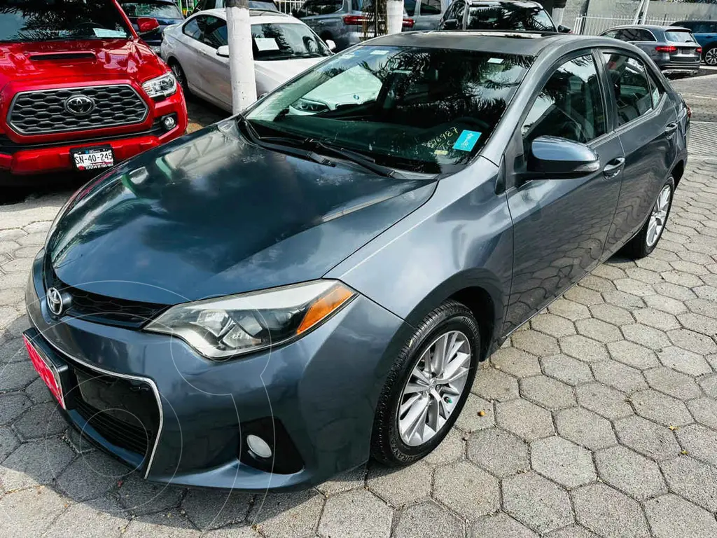 Toyota Corolla SE Aut usado (2014) color Gris precio $237,000