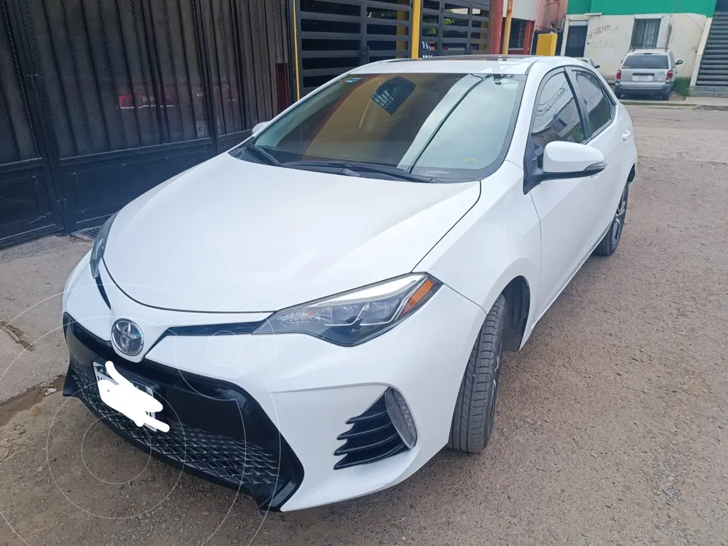 Toyota Corolla SE usado (2017) color Blanco precio $275,000