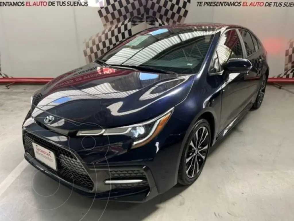 Toyota Corolla SE usado (2020) color Azul precio $425,000