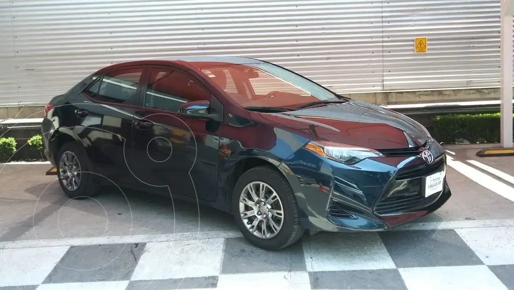 Toyota Corolla Base usado (2018) color Azul precio $270,000