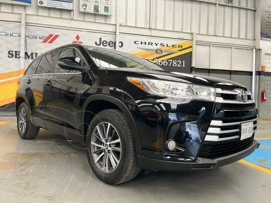 Toyota Highlander XLE usado (2018) color Negro precio $470,000