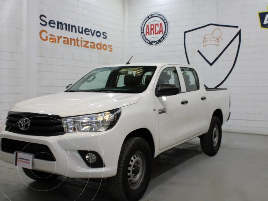 Toyota Hilux Cabina Doble Diesel 4X4 usado (2021) color Blanco precio $390,000