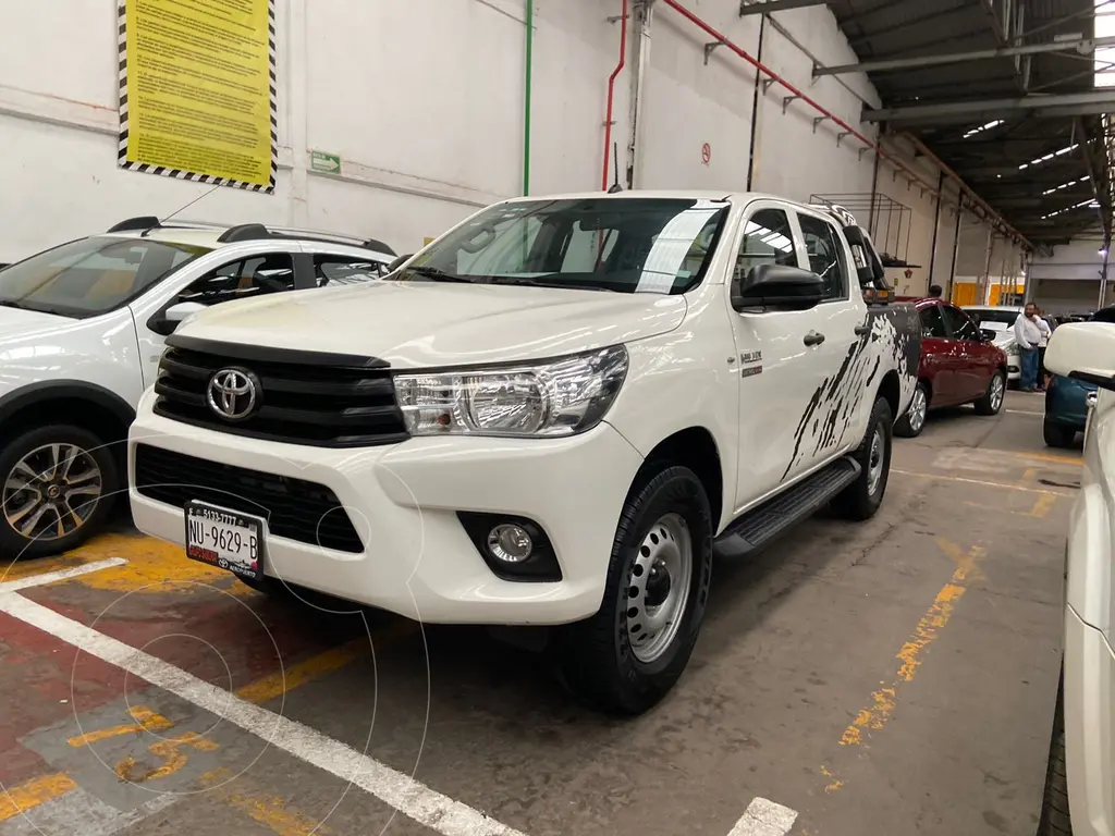 Toyota Hilux Cabina Doble Diesel 4X4 financiado en mensualidades enganche $151,000 mensualidades ...
