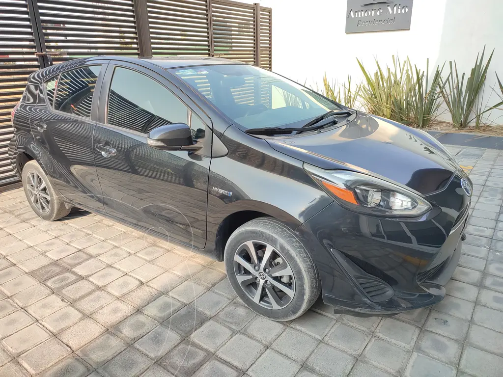 Toyota Prius C 1.5L usado (2018) color Negro precio $262,000