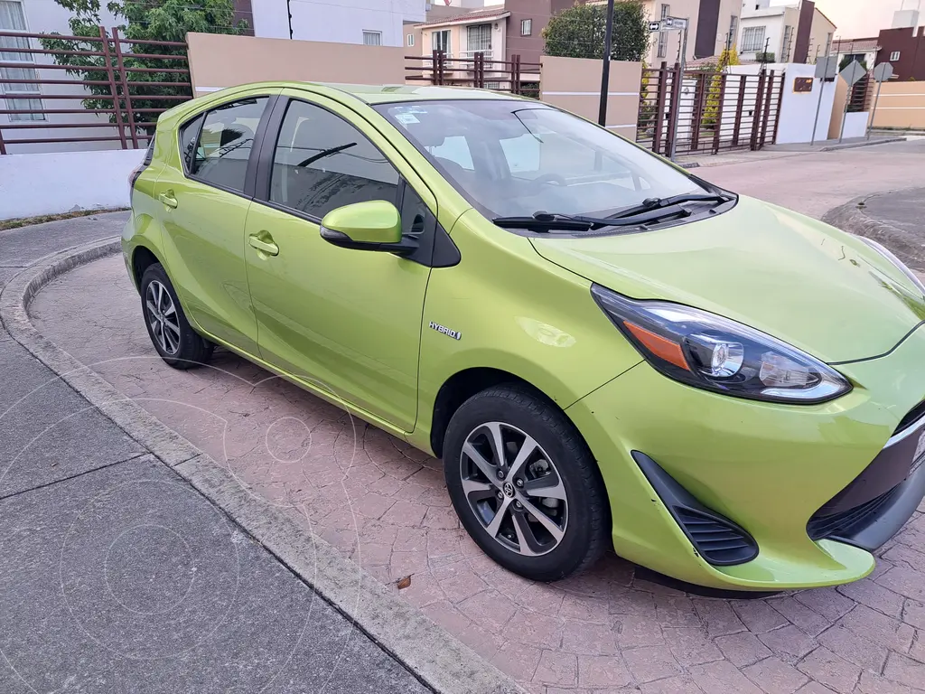 Toyota Prius C 1.5L usado (2018) color Verde precio $278,000