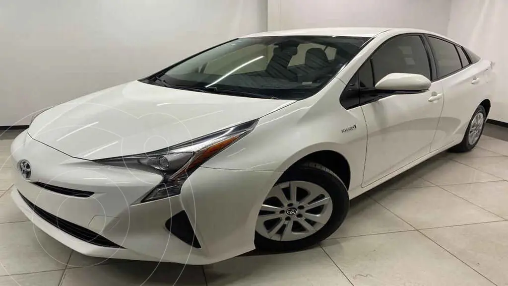 Toyota Prius Premium SR usado (2018) color Blanco precio $390,000
