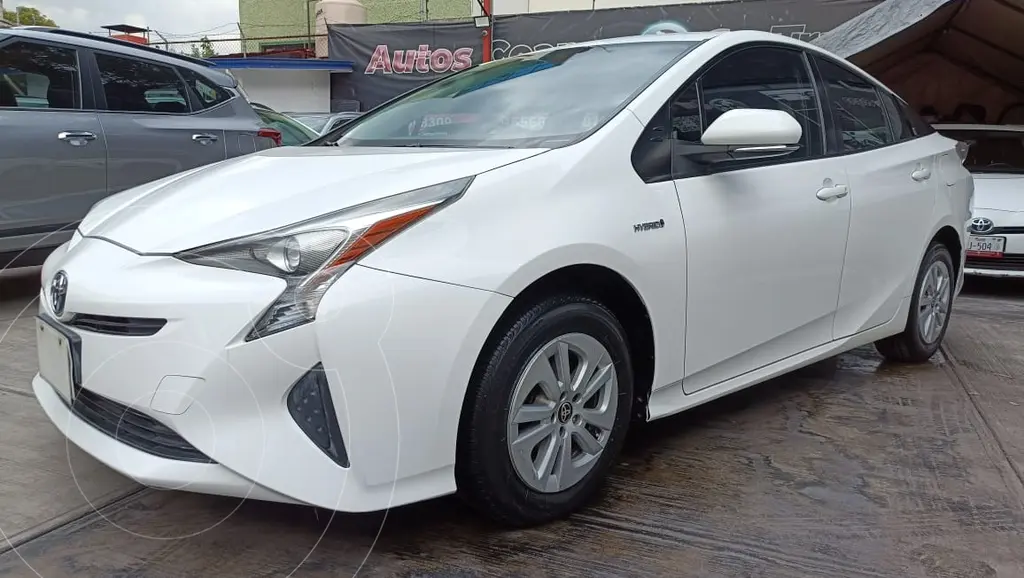 Toyota Prius Premium usado (2016) color Blanco precio $229,900
