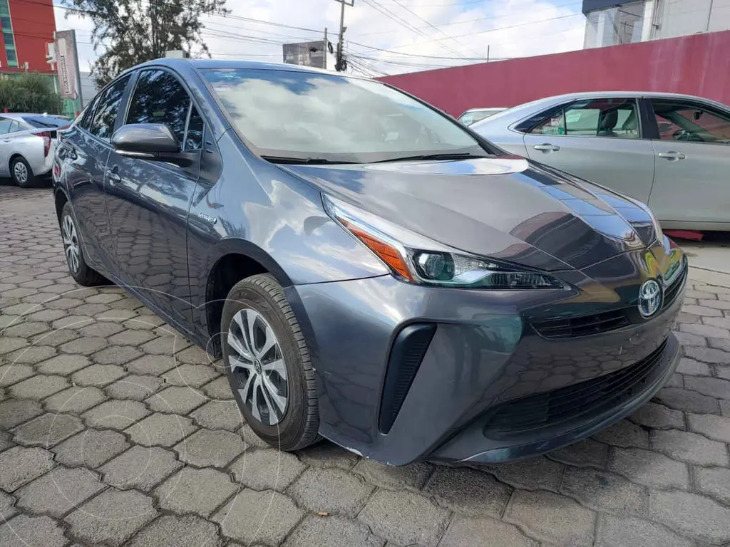 Toyota Prius Base usado (2022) color Gris precio $450,000