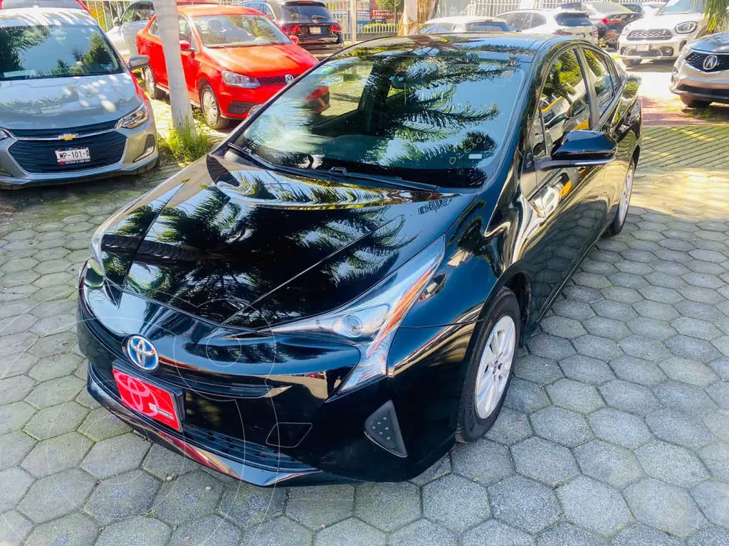 Toyota Prius BASE usado (2017) color Negro precio $229,000