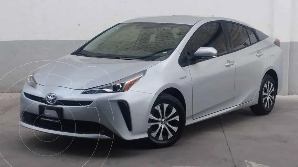Toyota Prius Base usado (2021) color Plata precio $419,000