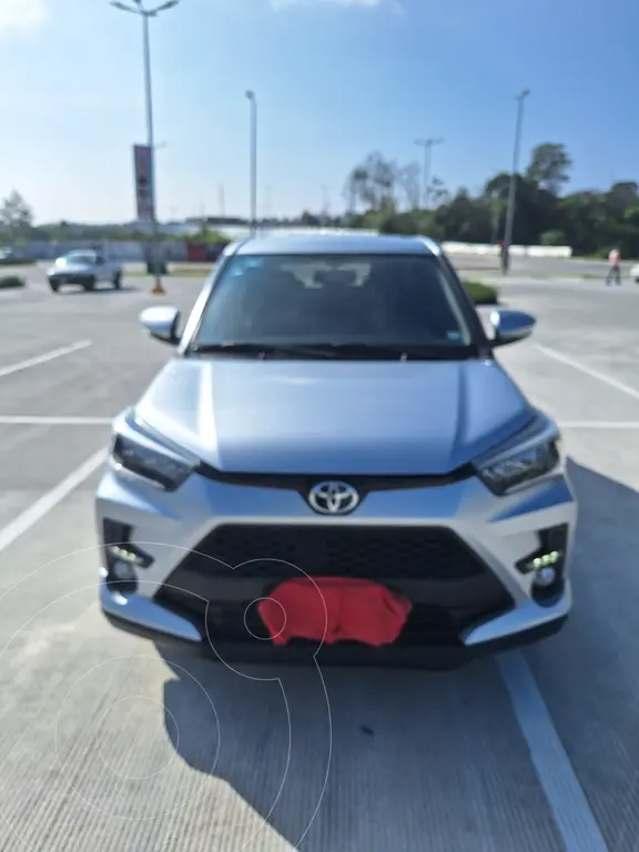 Toyota Raize XLE Aut usado (2023) color Plata precio $320,000