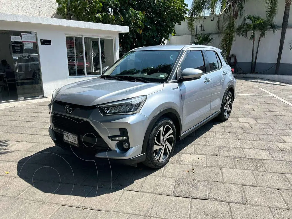 Toyota Raize XLE Aut usado (2022) color Gris precio $340,000