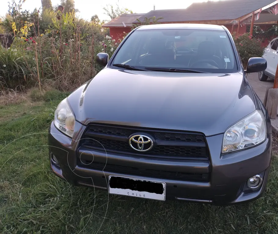 Toyota Rav4 2.4 Lujo 4X2 Aut usado (2013) color Gris Oscuro precio $6.000.000