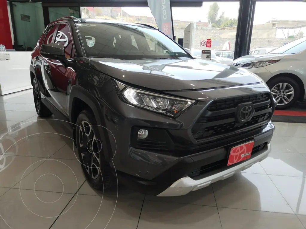 Toyota RAV4 Adventure usado (2019) color Gris Oscuro precio $435,000