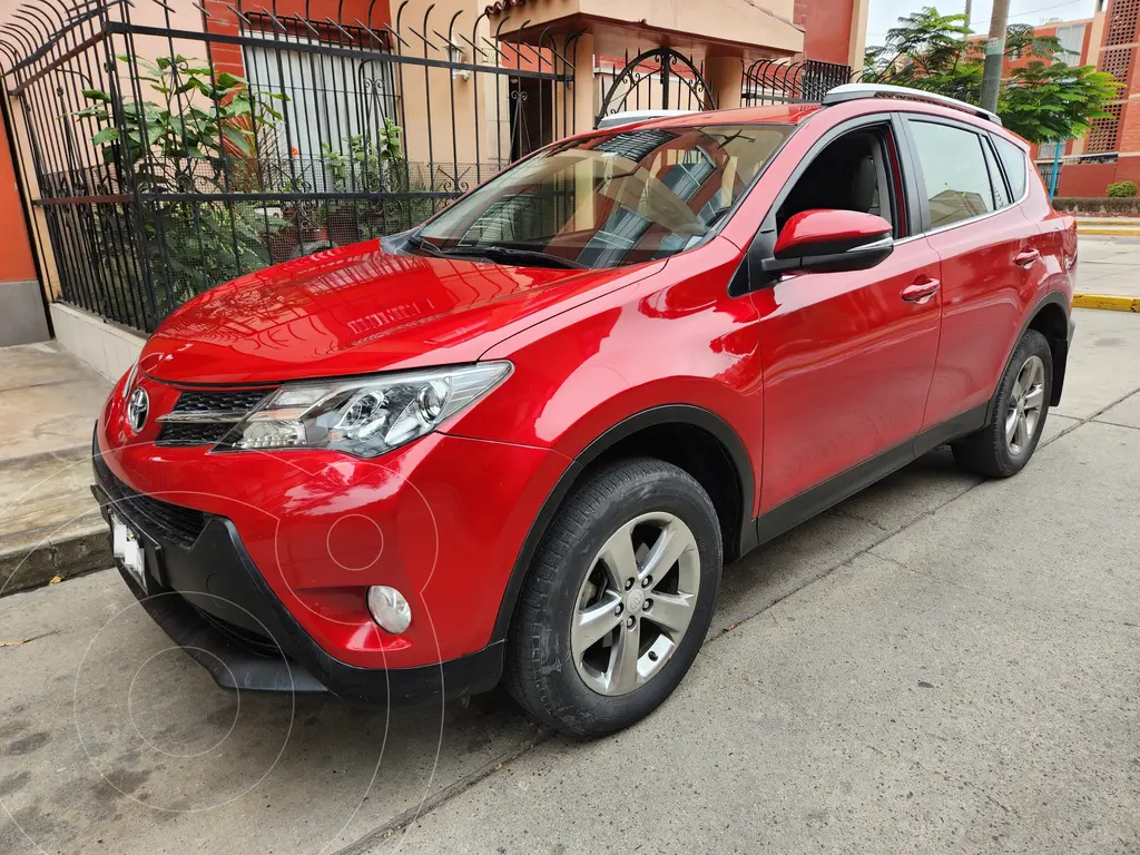 Toyota Rav4 2.0 4x2 usado (2015) color Rojo precio u$s16,990