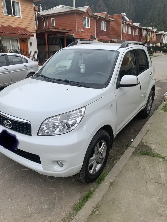 Toyota Rush LEI 4x4 usado (2017) color Blanco precio $9.500.000