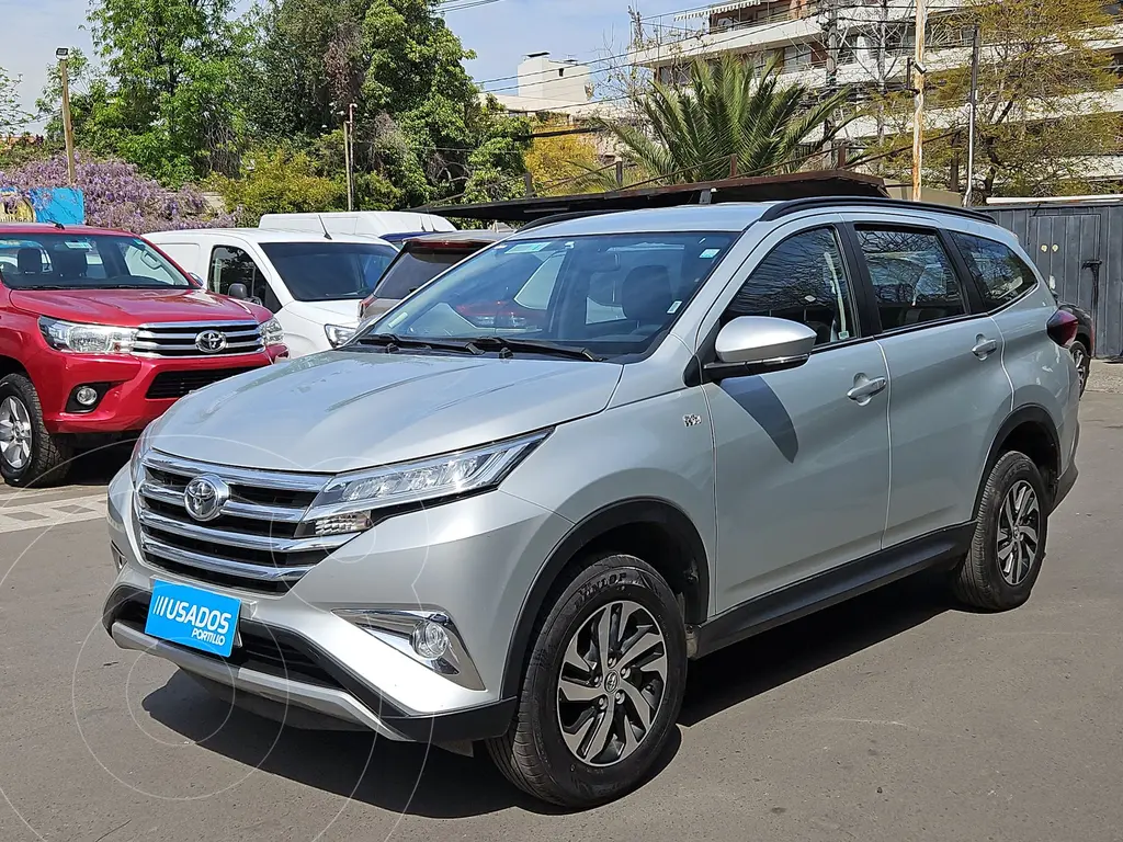 Toyota Rush 1.5L XLI Aut usado (2023) color Plata precio $14.890.000