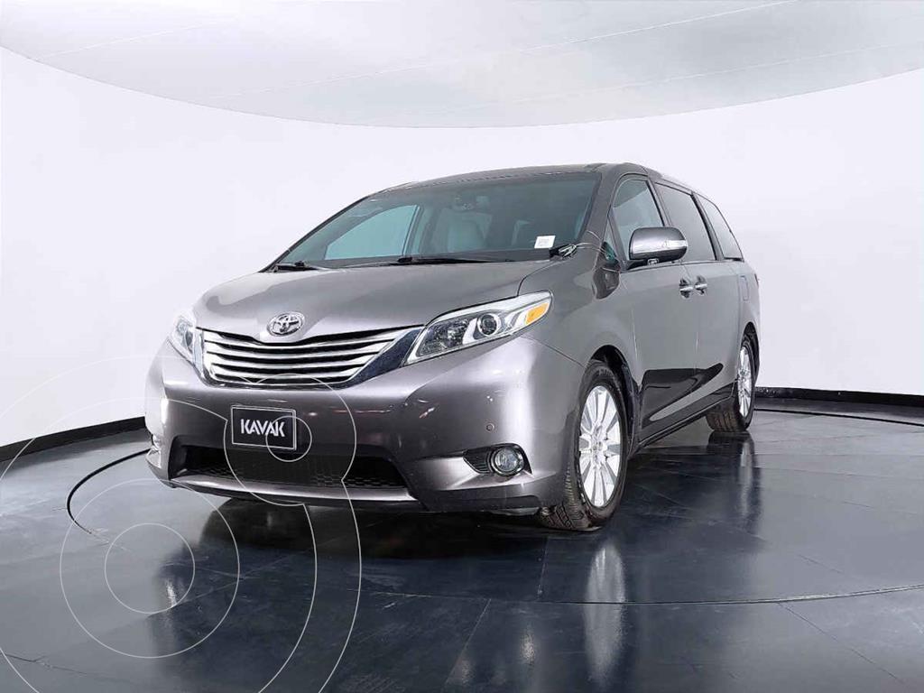 Toyota Sienna Limited 3.5L usado (2017) color Beige precio $574,999