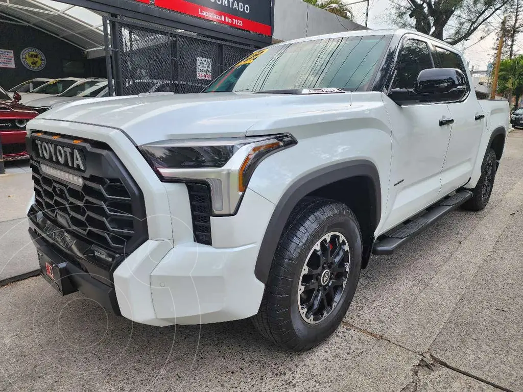 Toyota Tundra Limited usado (2022) color Blanco precio $1,269,900