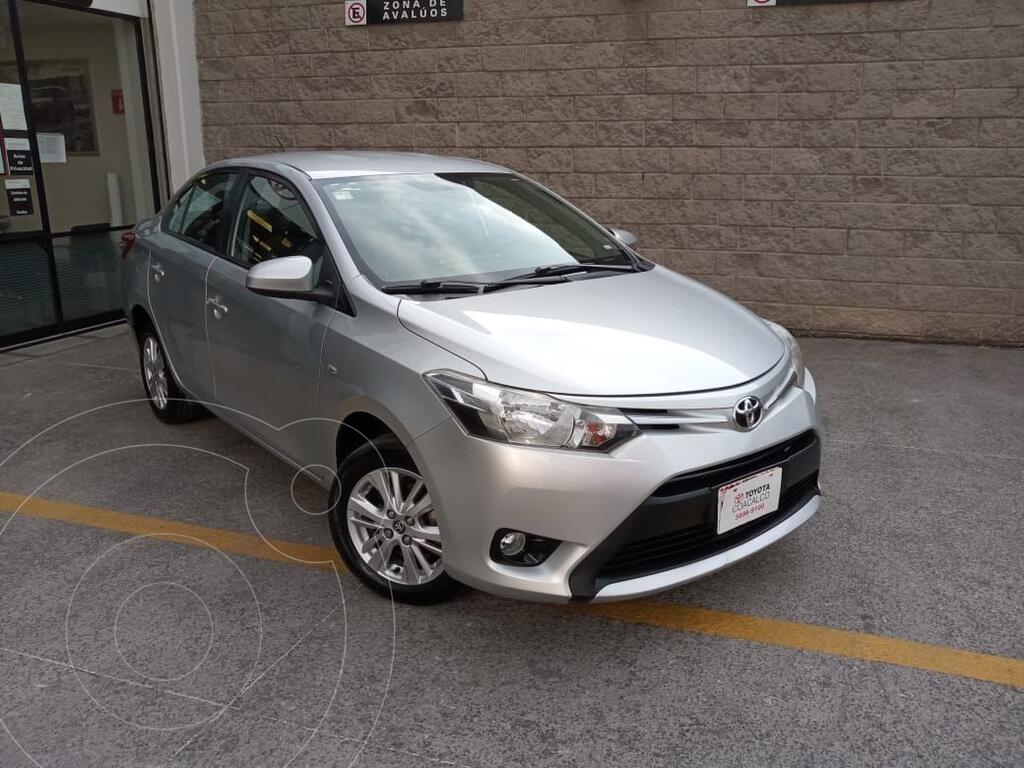 Toyota Yaris Sedan Core usado (2017) color Plata precio $225,000