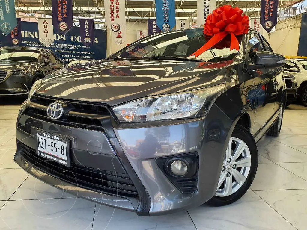 Toyota Yaris 5P 1.5L S Aut usado (2017) color Gris precio $208,000