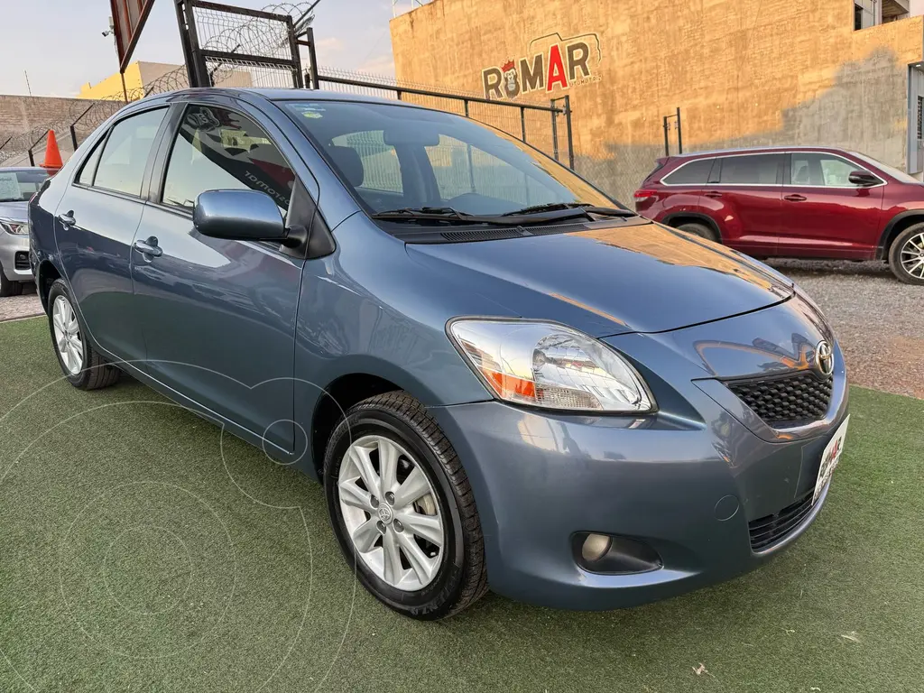 Toyota Yaris 5P 1.5L Premium Aut usado (2016) color Azul precio $169,999