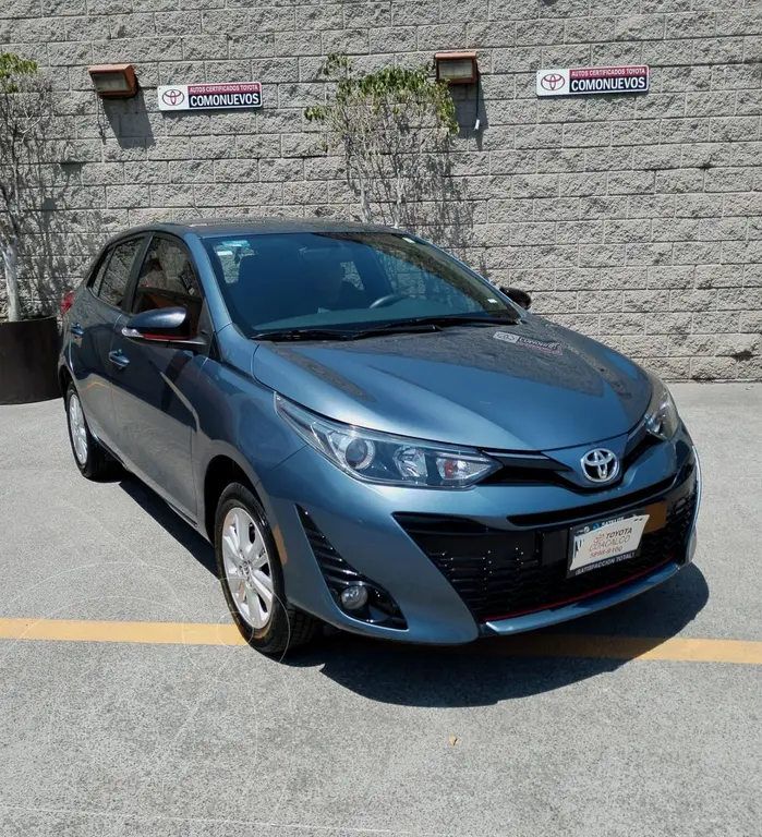Toyota Yaris 5P 1.5L S Aut usado (2020) color Azul precio $308,000