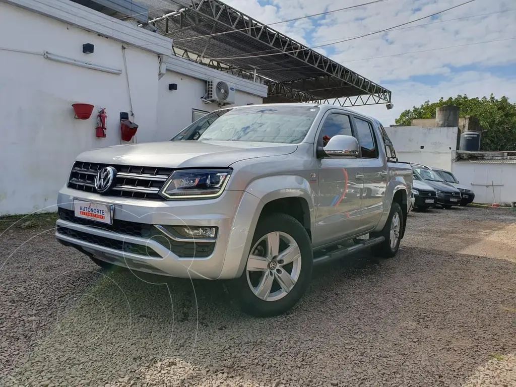 Volkswagen Amarok AMAROK 20TD 4X4 DC HIG.180HP L17 usado (2020) color ...